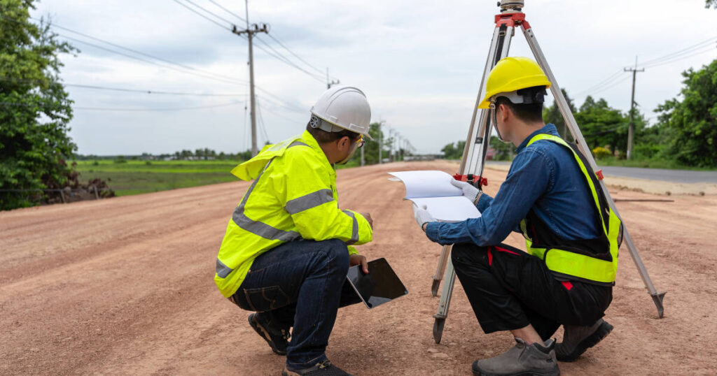 What Does A Surveying Technician Do How To Become One